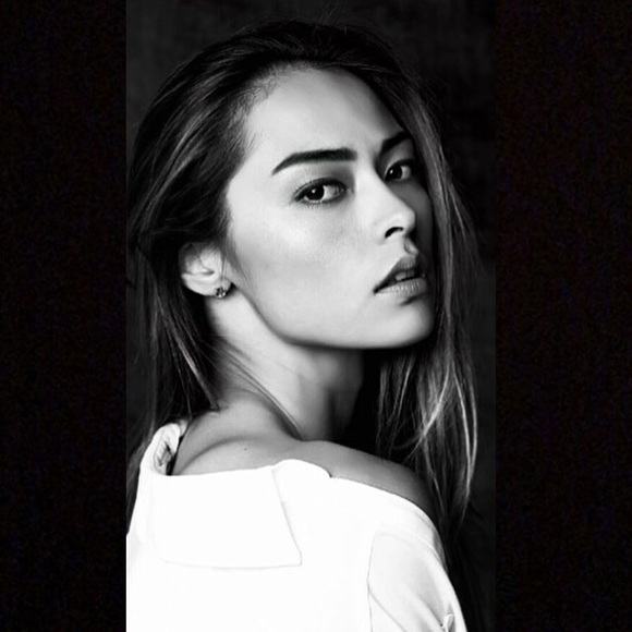 Tesia's Closet (@tdelange94) | Poshmark